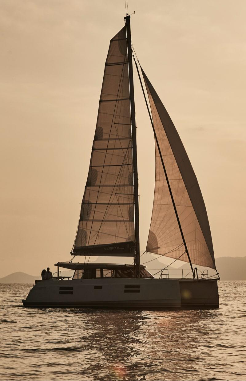 Nautitech : Sailing Luxury Catamarans