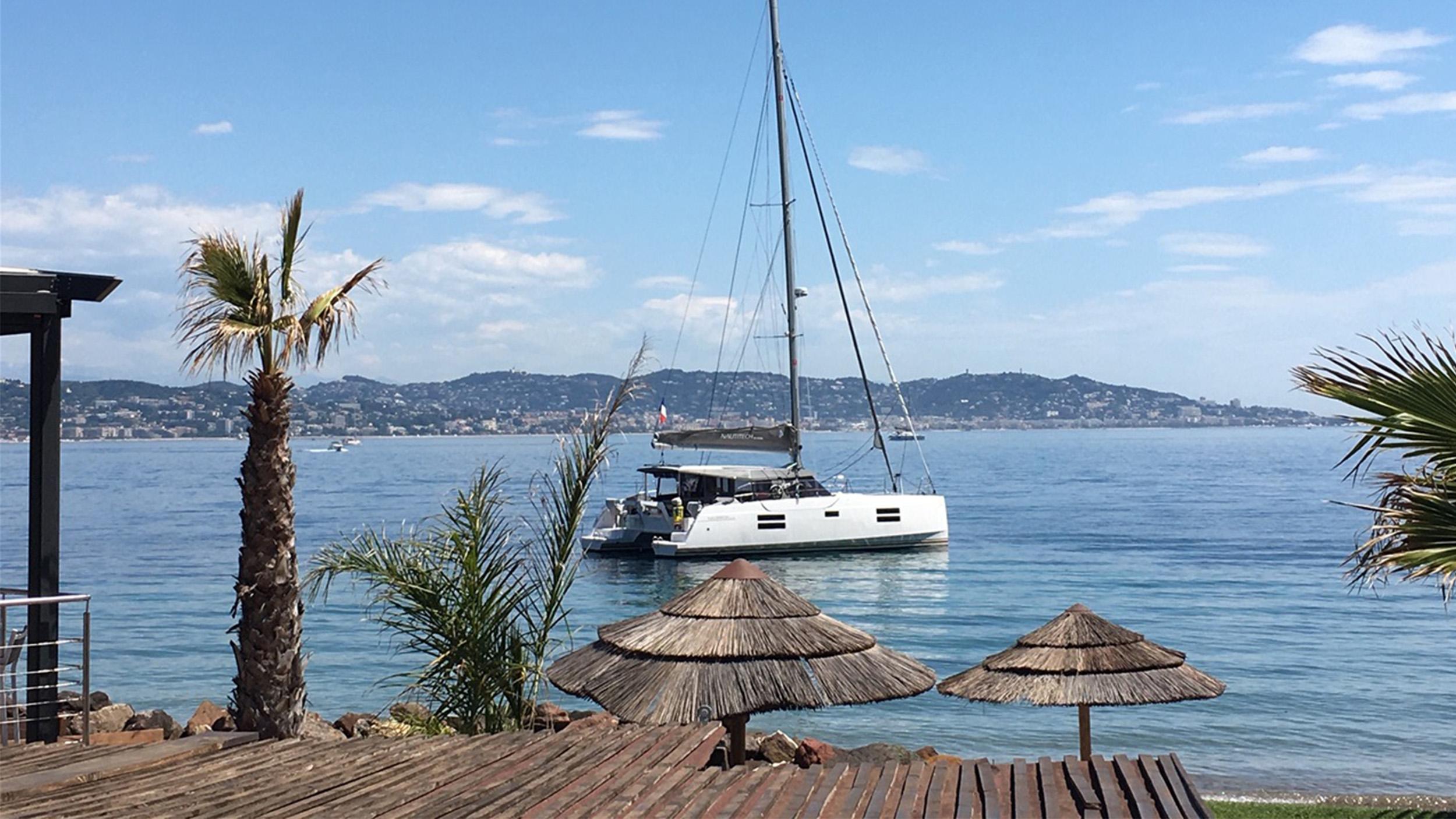 Nautitech : Sailing Luxury Catamarans